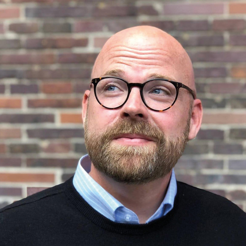 Flotte Erleuchtung: Wie Bayern-1-Moderatorin Ulla Müller Bücher und ...